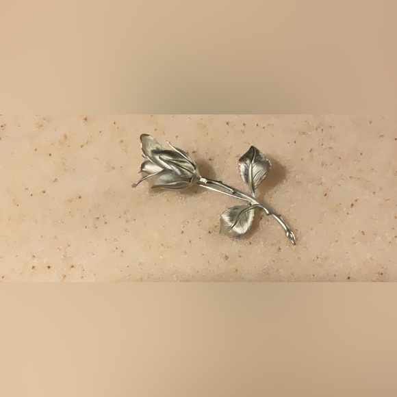 Jewelry | Vintage Brushed Silver Tone Single Rose | Poshmark